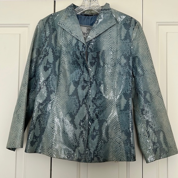 PERUZZI | Jackets & Coats | Perruzzi Leather Jacket Size S | Poshmark